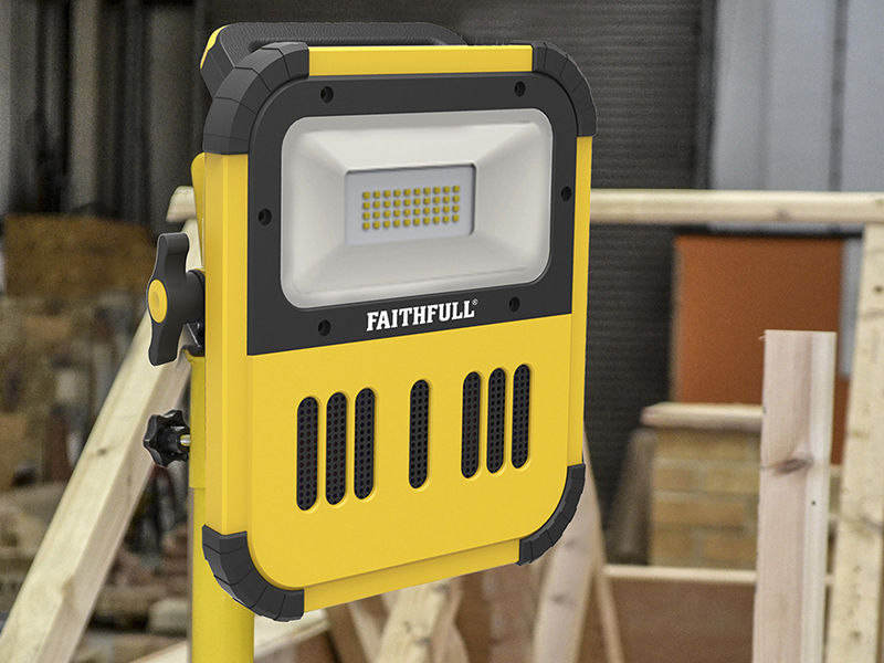 Power Tools :: Accessories :: Cable Reels, Site Lights & Transformers ...